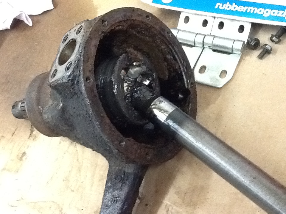Suzuki LJ 10-20-50 & 80 Axle shaft front 44101-73011 complete with ...