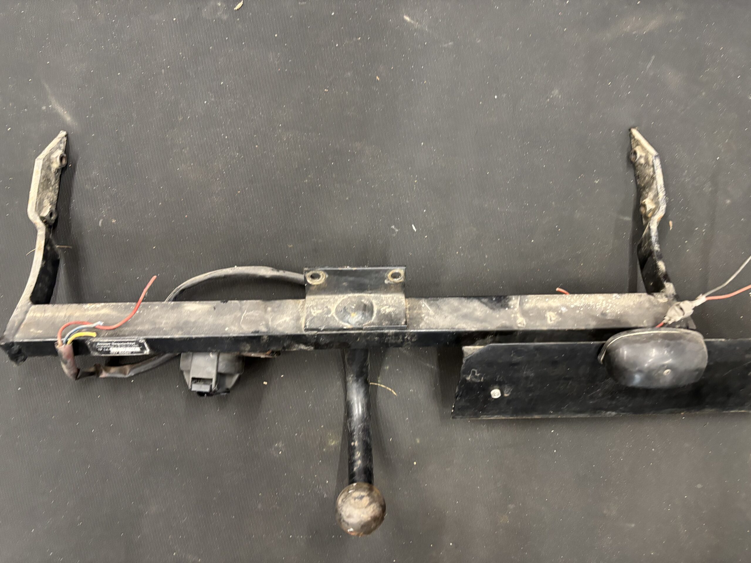 Suzuki LJ80 TOW bar used, but in great condition special TUV for german ...